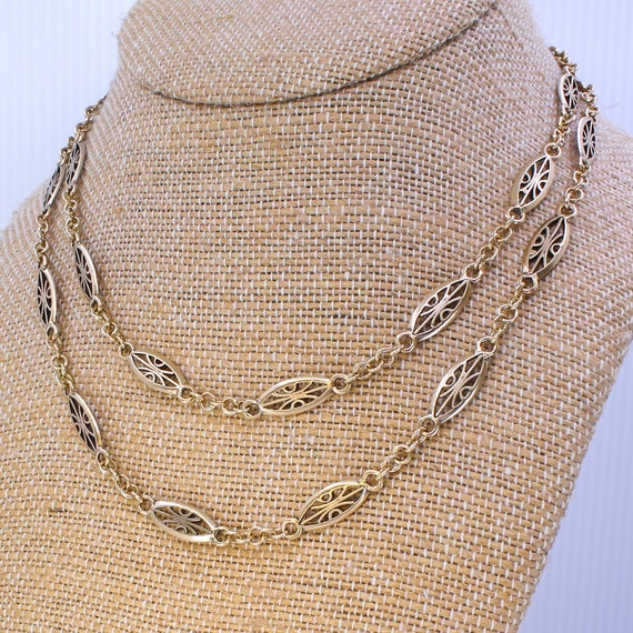 Mid Century 9k Gold 31 Inch Chain, circa 1960 - Gem
