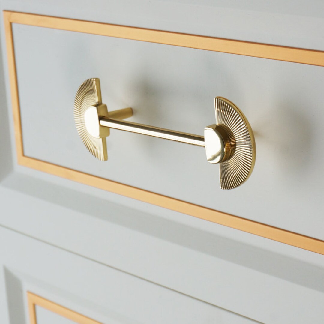 Extravagant Fan Brass Handle Cabinet Golden Knob Hotel Drawer Wardrobe ...