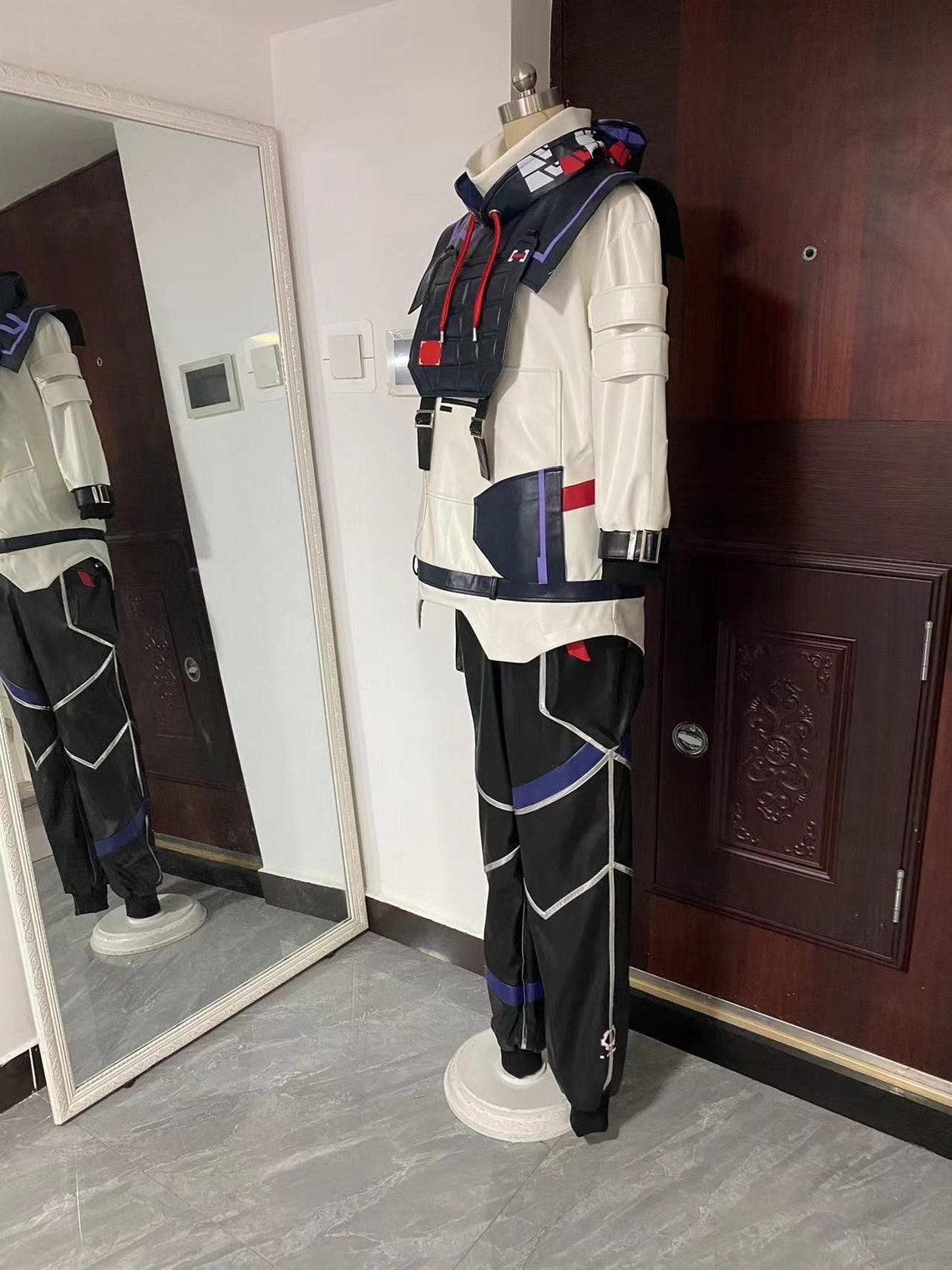 VALORANT Iso Cosplay Costume Custom-made - Etsy