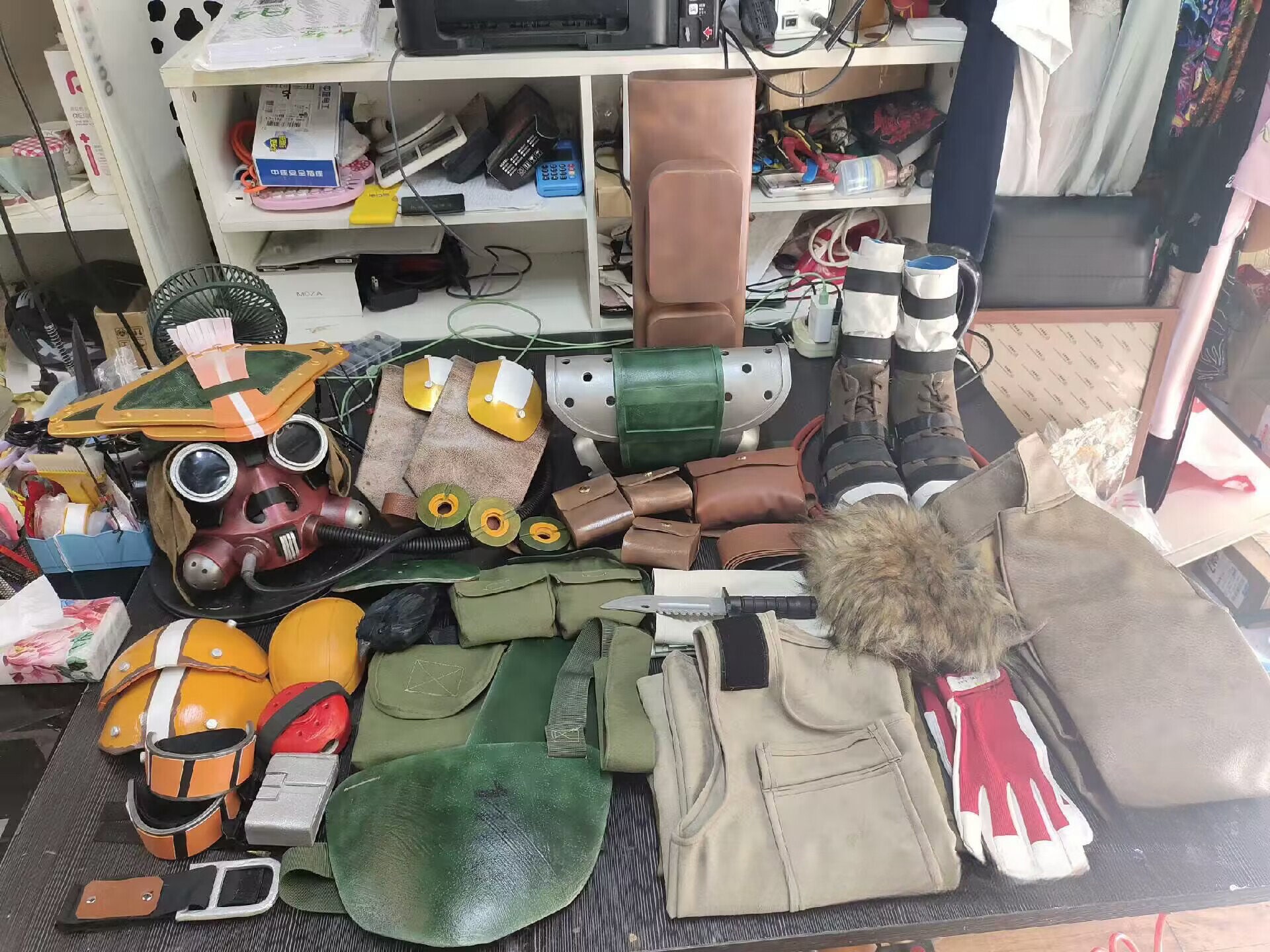 Apex Legend Bloodhound Cosplay Costume Full Set - Etsy