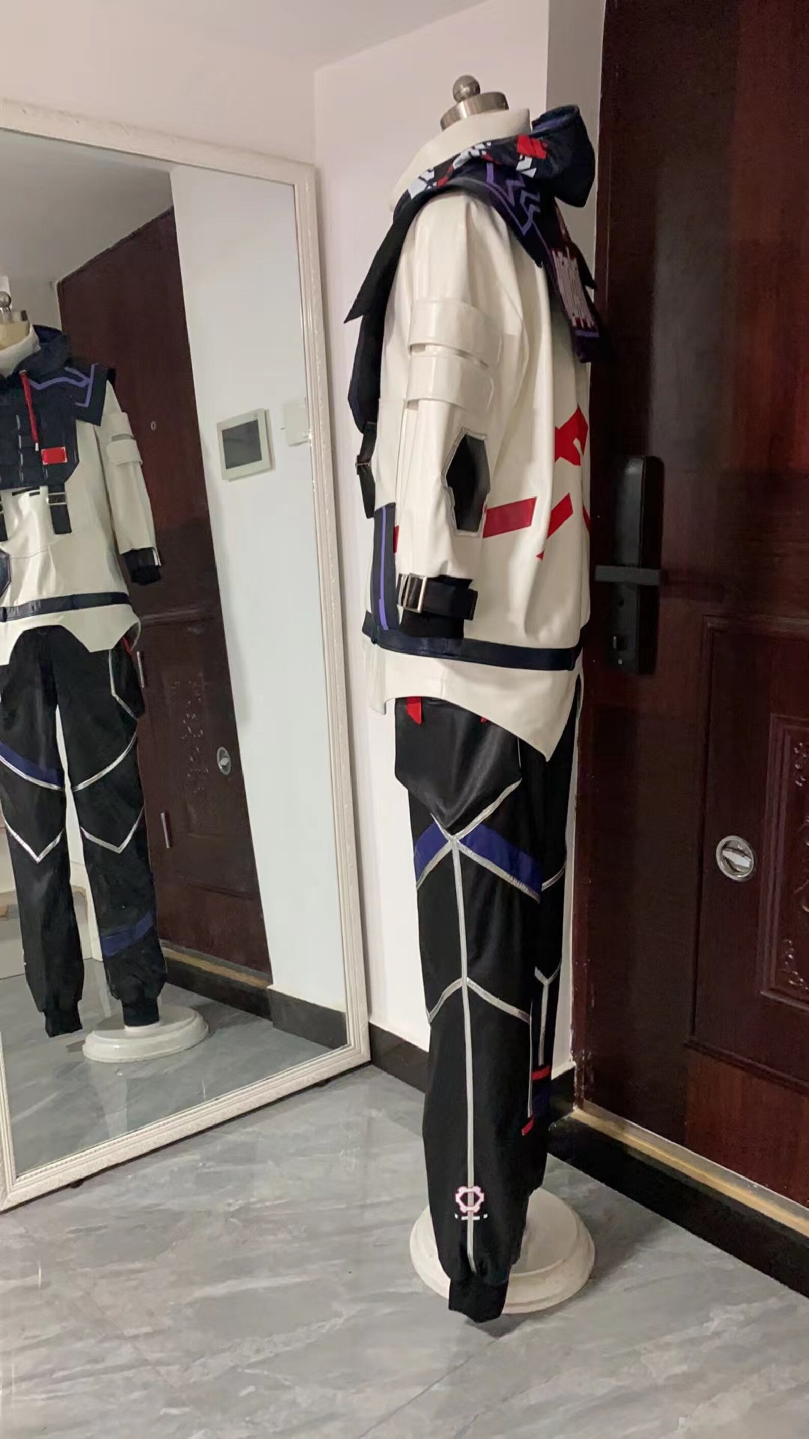 VALORANT Iso Cosplay Costume Custom-made - Etsy