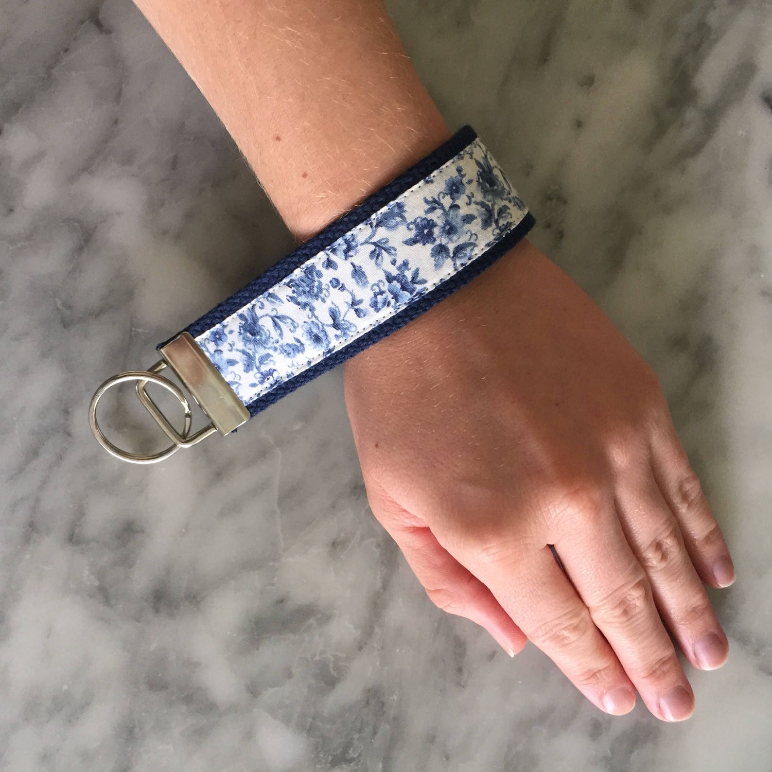 Blue Print Floral Key Fob- Fabric Key Fob- Navy Key Fob- Blue Flower ...