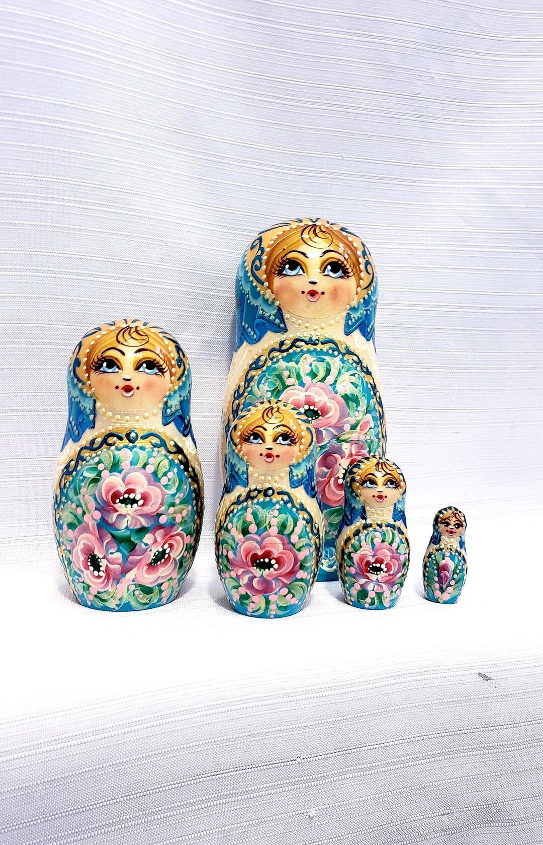 Nesting Doll 5 Pieces 5.5 Inches Tall - Etsy