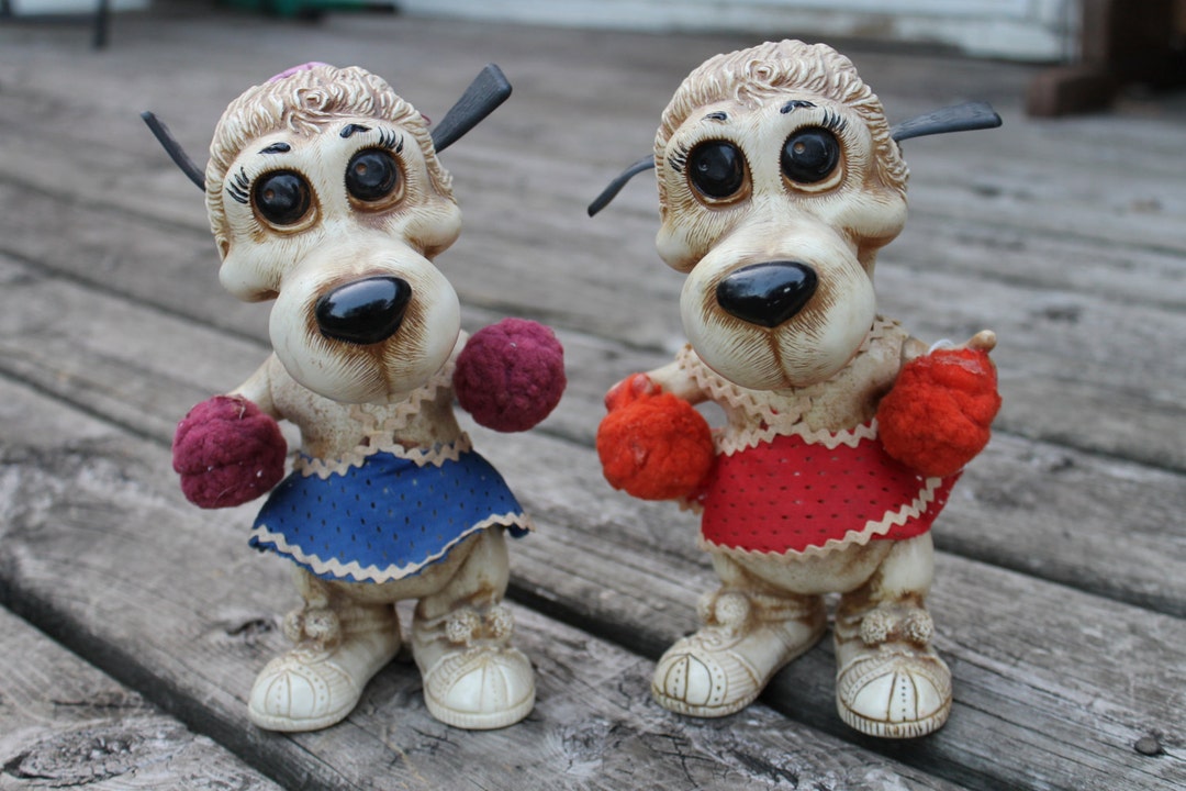 Pair of Vintage Creative Manufacturing Inc. Cheerleading Dogs Piggy ...