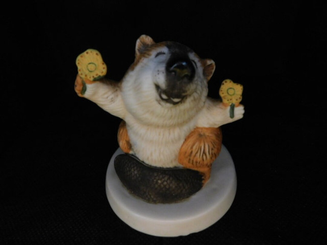 Adorable "happy Beaver" Sunny Animals Porcelain Figurine by HEARTLINE ...