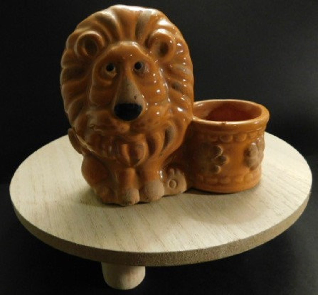 Vintage Ceramic Lion Planter/toothpick Holder 1970's - Highly ...