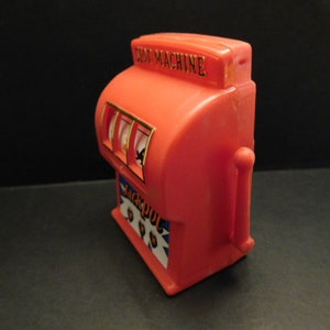 Red Plastic Mid Century Slot Machine Dime Store Toy 1960's Hong Kong ...