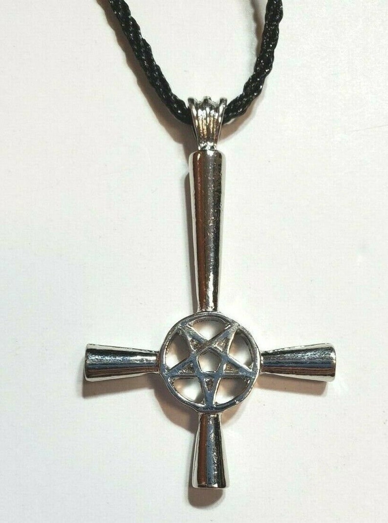 Colgante Pentáculo al revés Cruz invertida Collar satánico - Etsy México