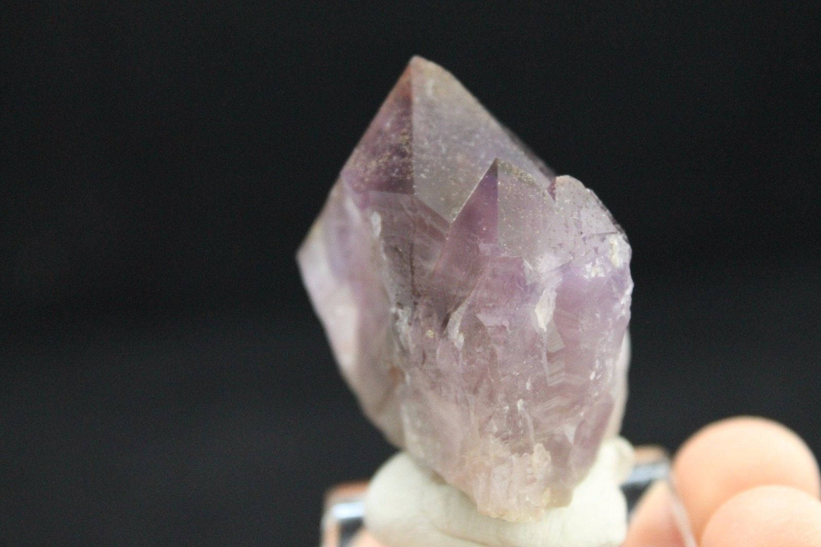 Sweet Purple Amethyst Quartz Crystal from Thunder Bay Ontario.- 53 ...