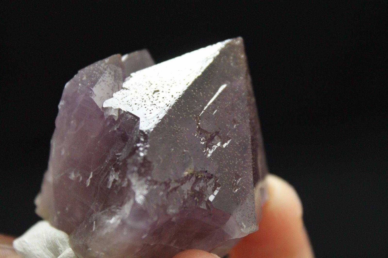 Sweet Purple Amethyst Quartz Crystal from Thunder Bay Ontario.- 53 ...