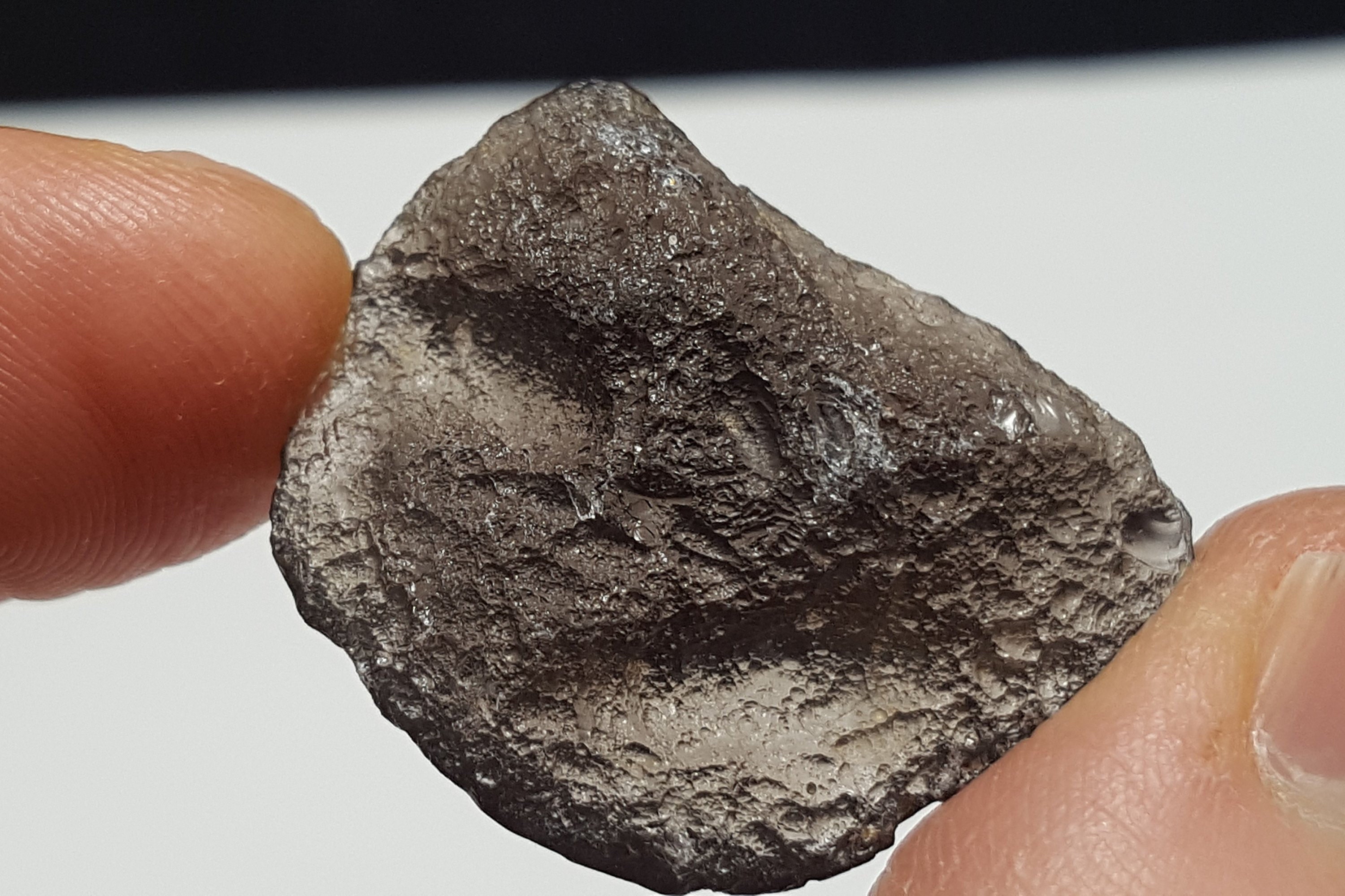 Rare 5.9 Grams or 29.5 Carat Javanite- 'Agni Mani' Translucent Tektite ...