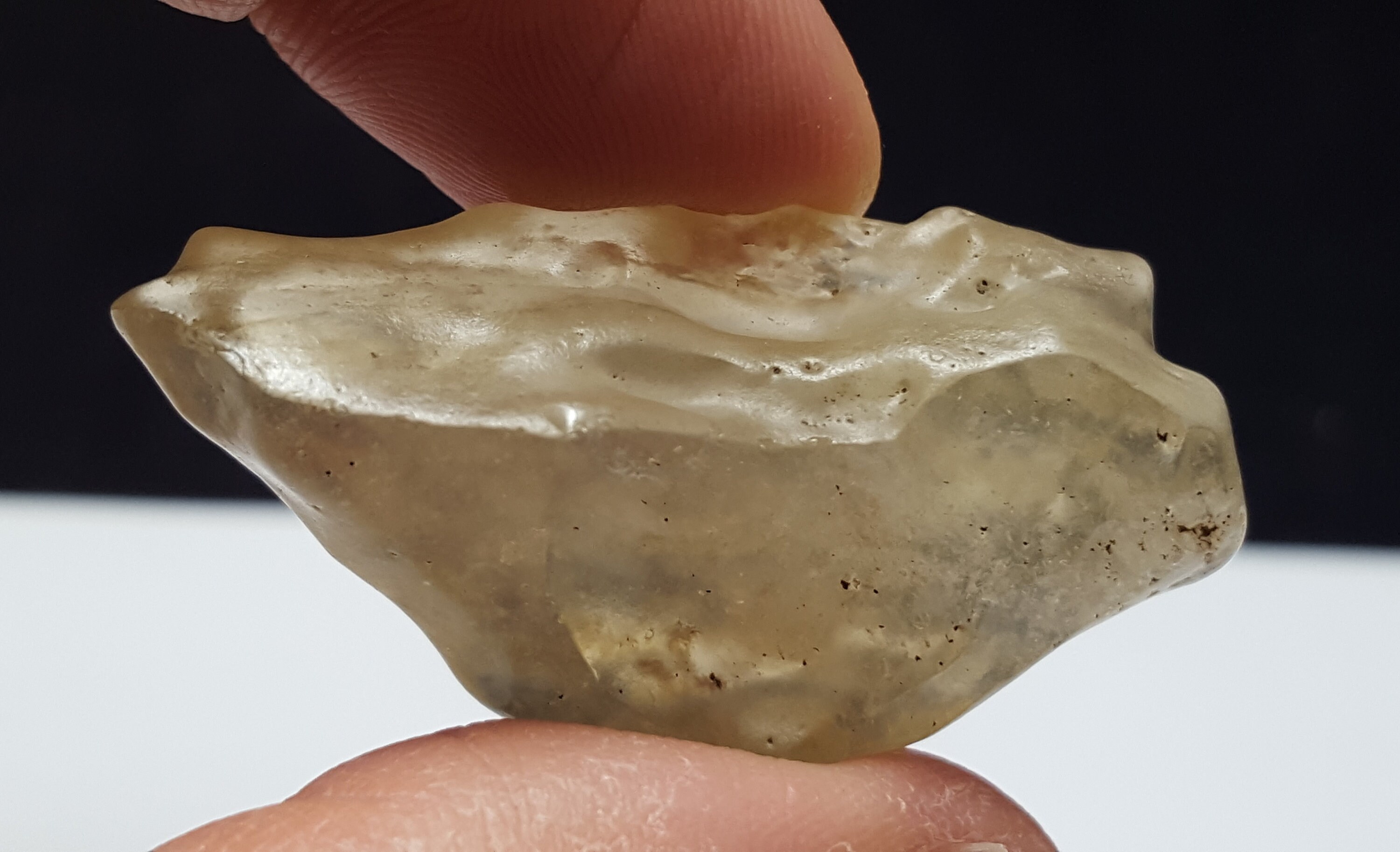 Libyan Desert Glass Tektite, Impactite 11.8 Grams or 59 Carat ...