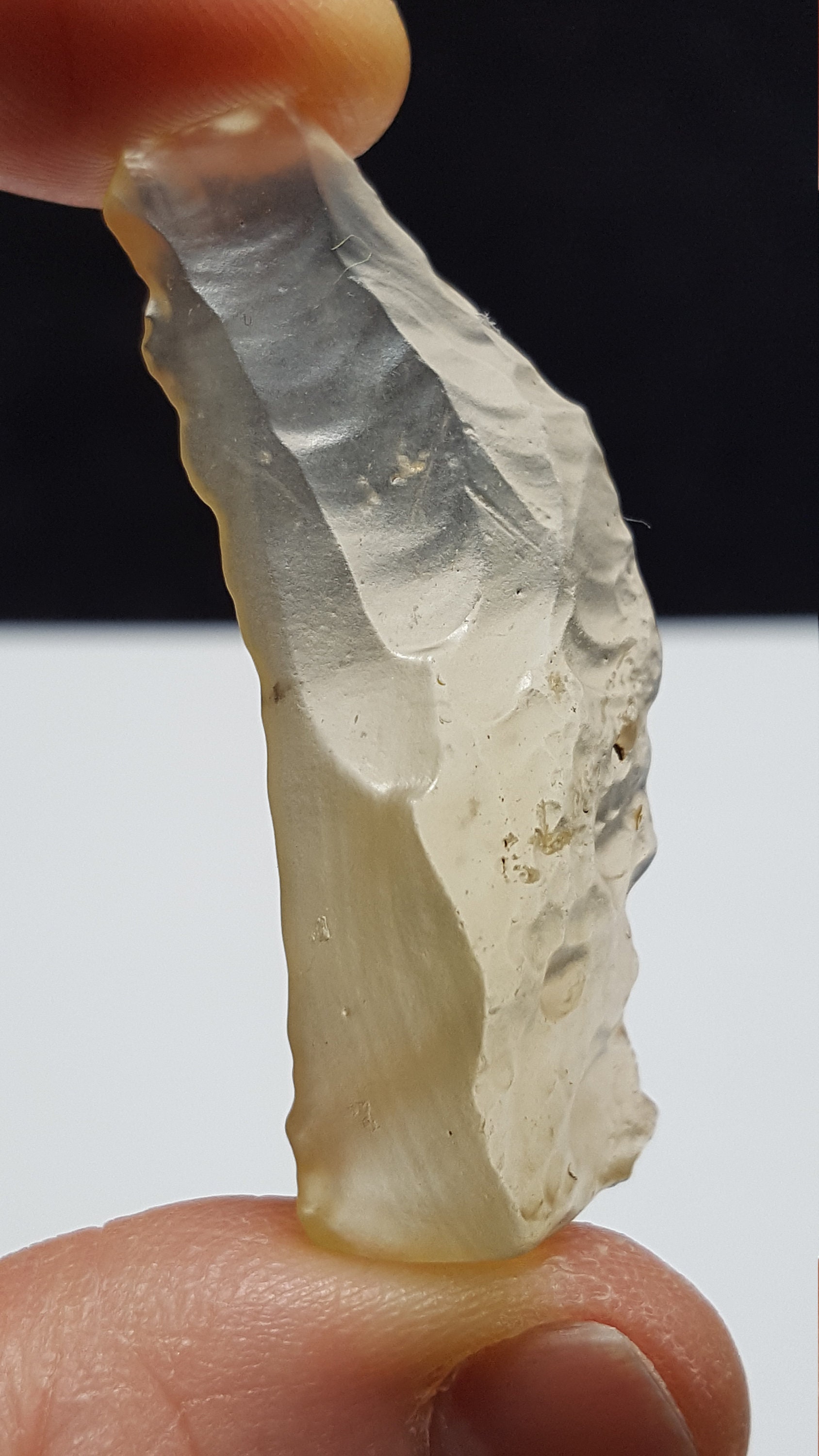 7 Grams or 35 Carat Libyan Desert Glass Impactite, Tektite- Tool Shape ...