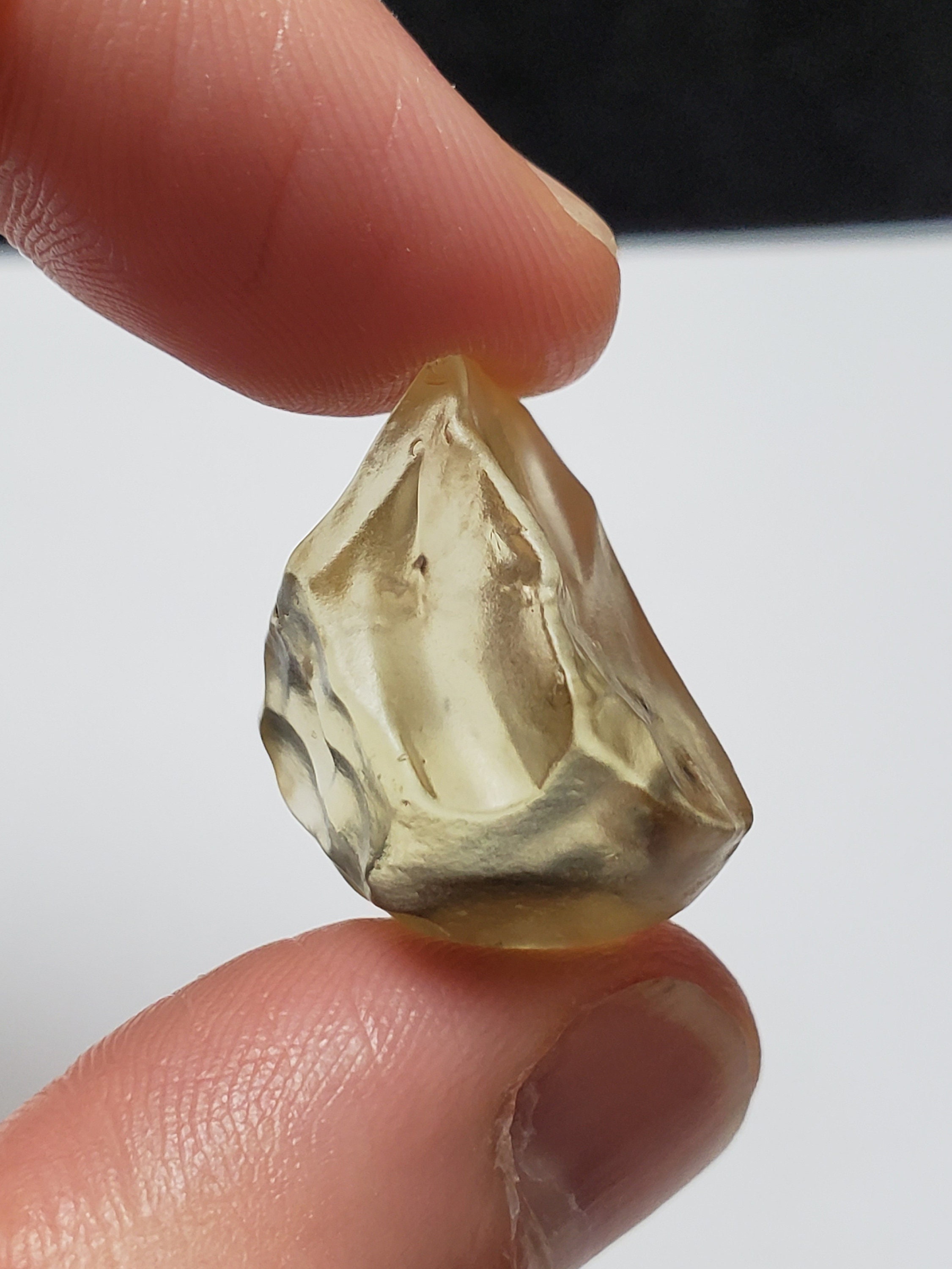 Libyan Desert Glass Tektite 6 Grams or 30 Carat- Excellent Clarity and ...
