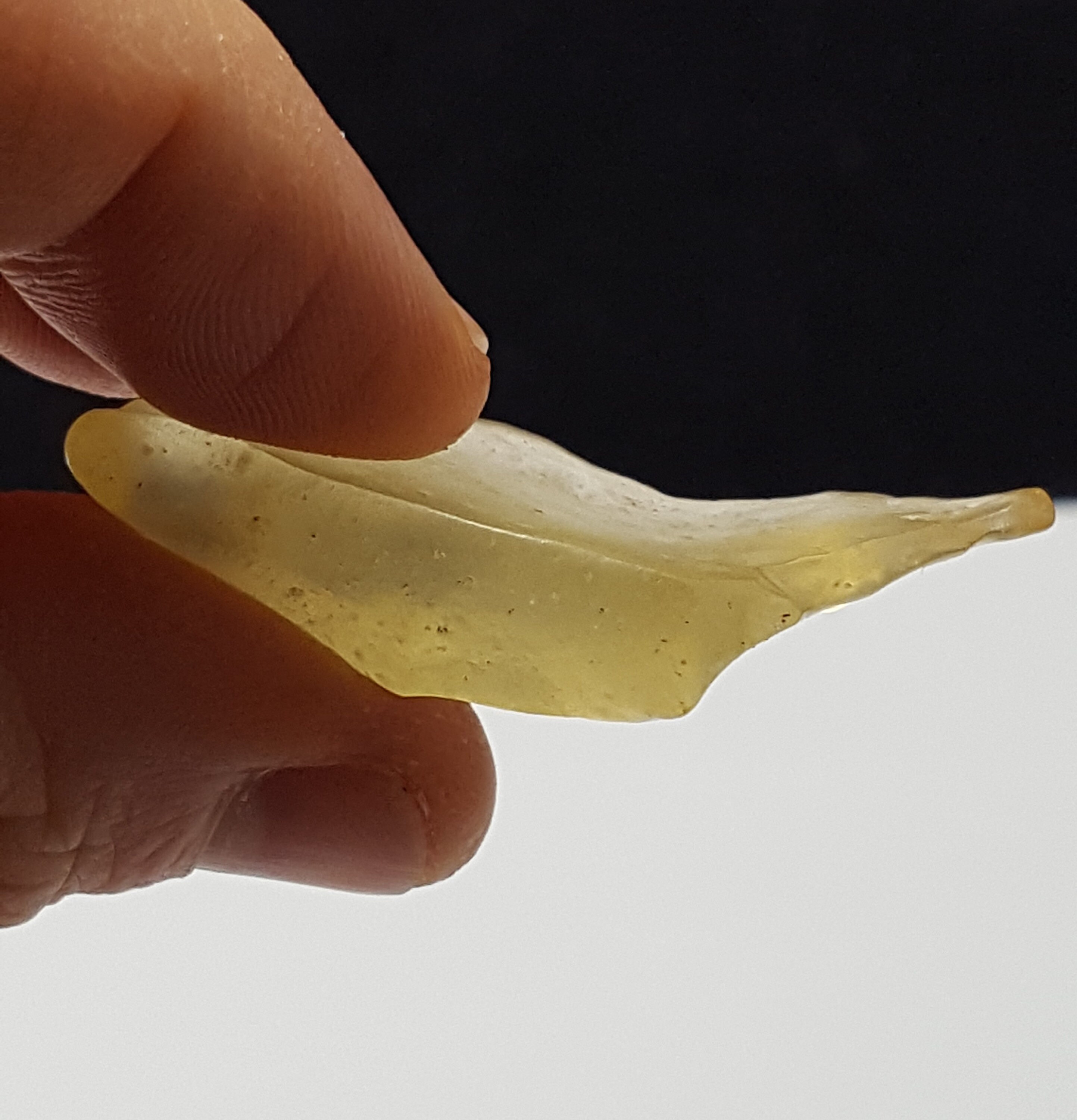 Libyan Desert Glass Impactite, Tektite 8.5 Grams or 42.5 Carat ...