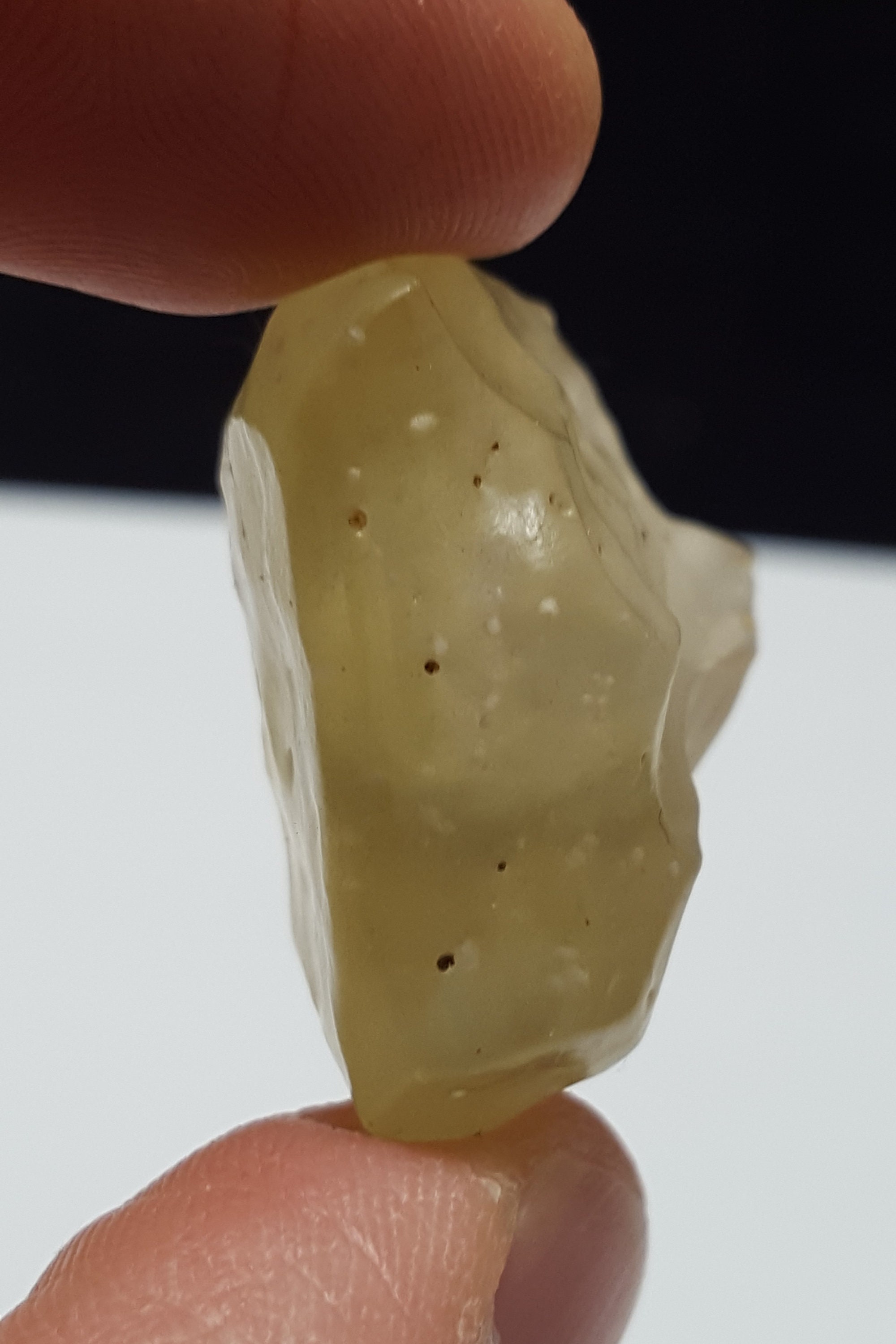 Libyan Desert Glass Tektite, Impactite 12.7 Grams or 63.5 Carat- Good ...