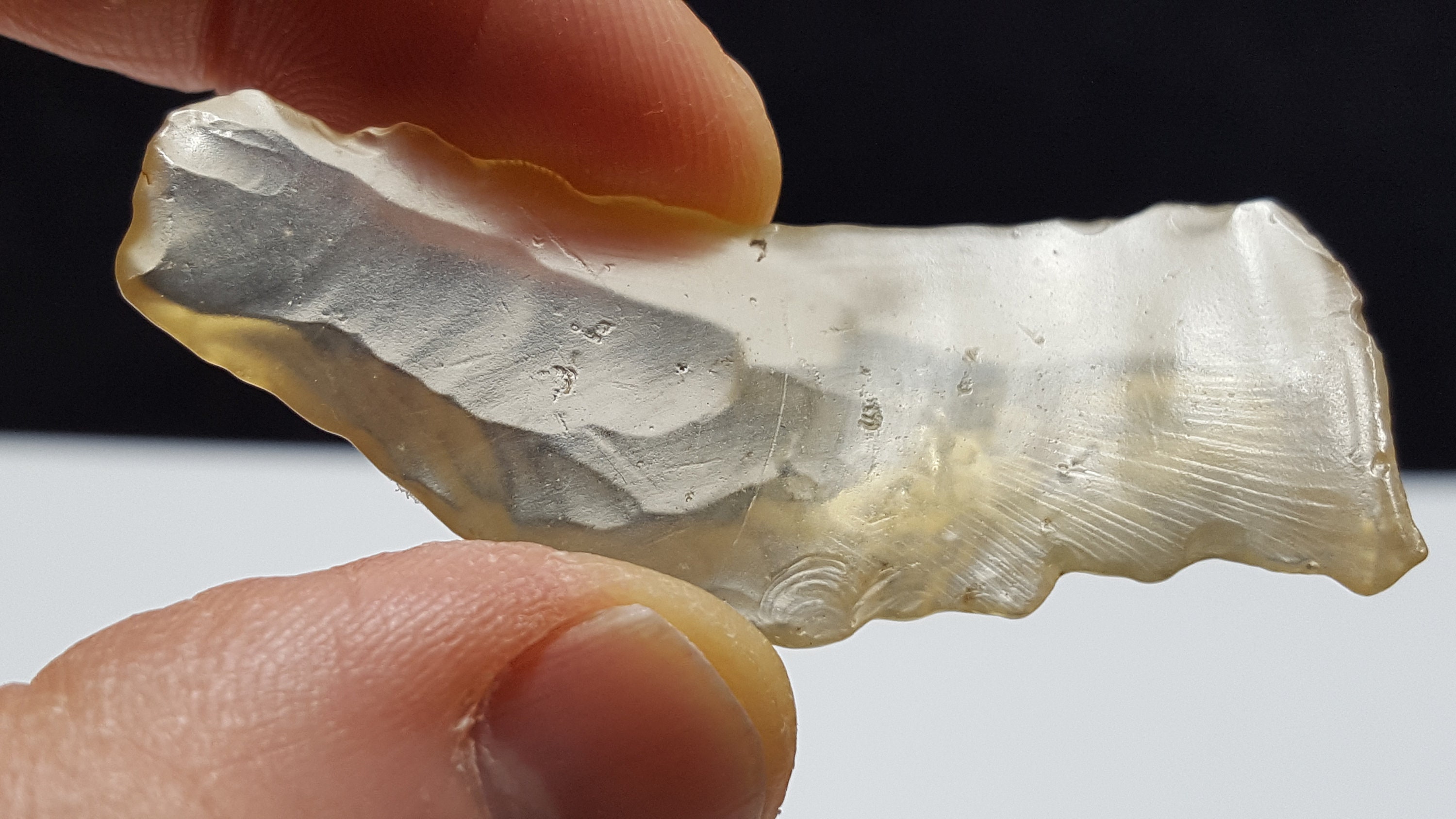 7 Grams or 35 Carat Libyan Desert Glass Impactite, Tektite- Tool Shape ...