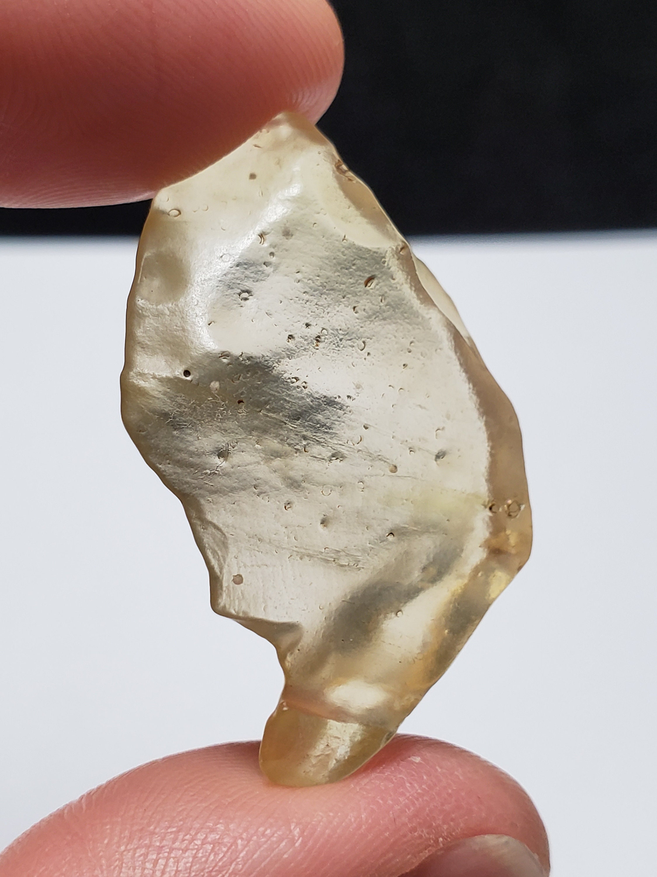 Libyan Desert Glass Tektite 6.9 Grams or 34.5 Carat- LDG, Golden ...