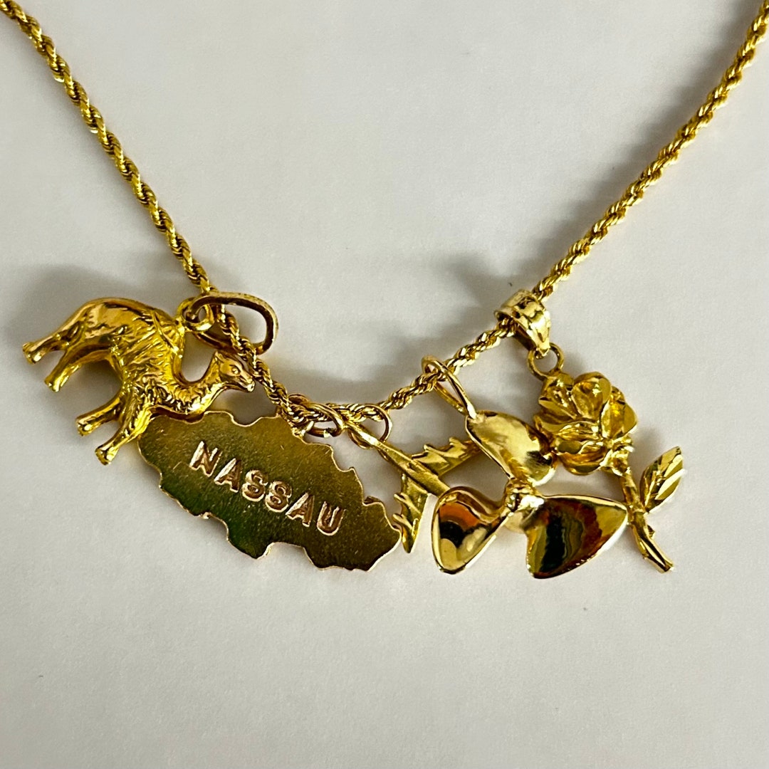 Assorted Vintage Solid Gold Charms and Pendants, Great for Charm ...