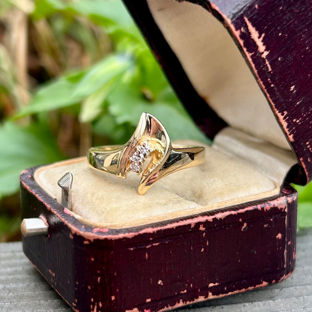 Vintage Freeform Design Triple Diamond Ring in 14k Yellow Gold - Etsy