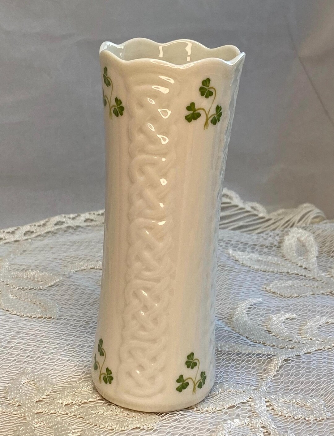Celtic Knot and Clover Fine Donegal Parian China Vase - Etsy