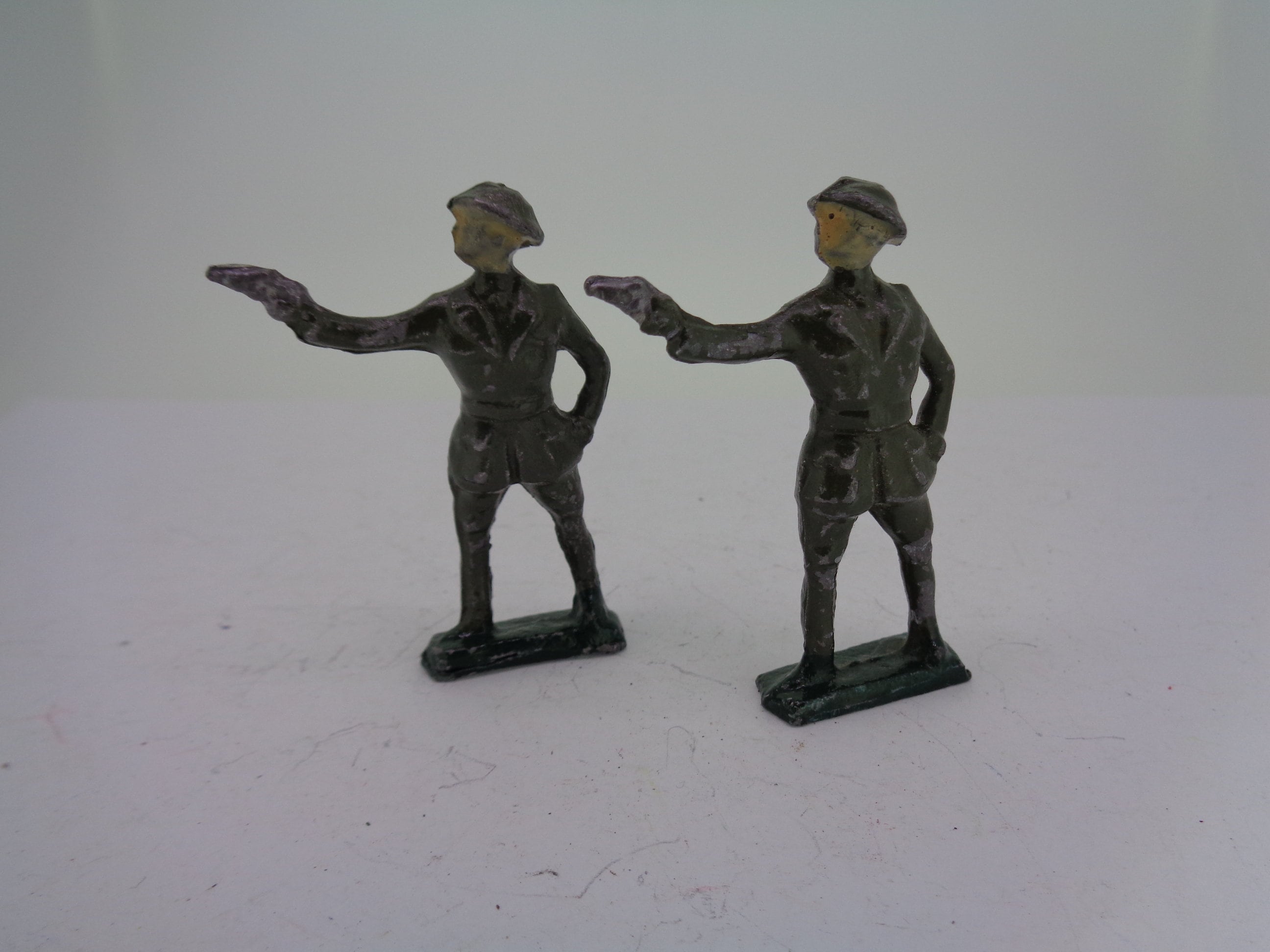 The tiniest vintage metal soldiers you have ever seen! Toys & Games ...