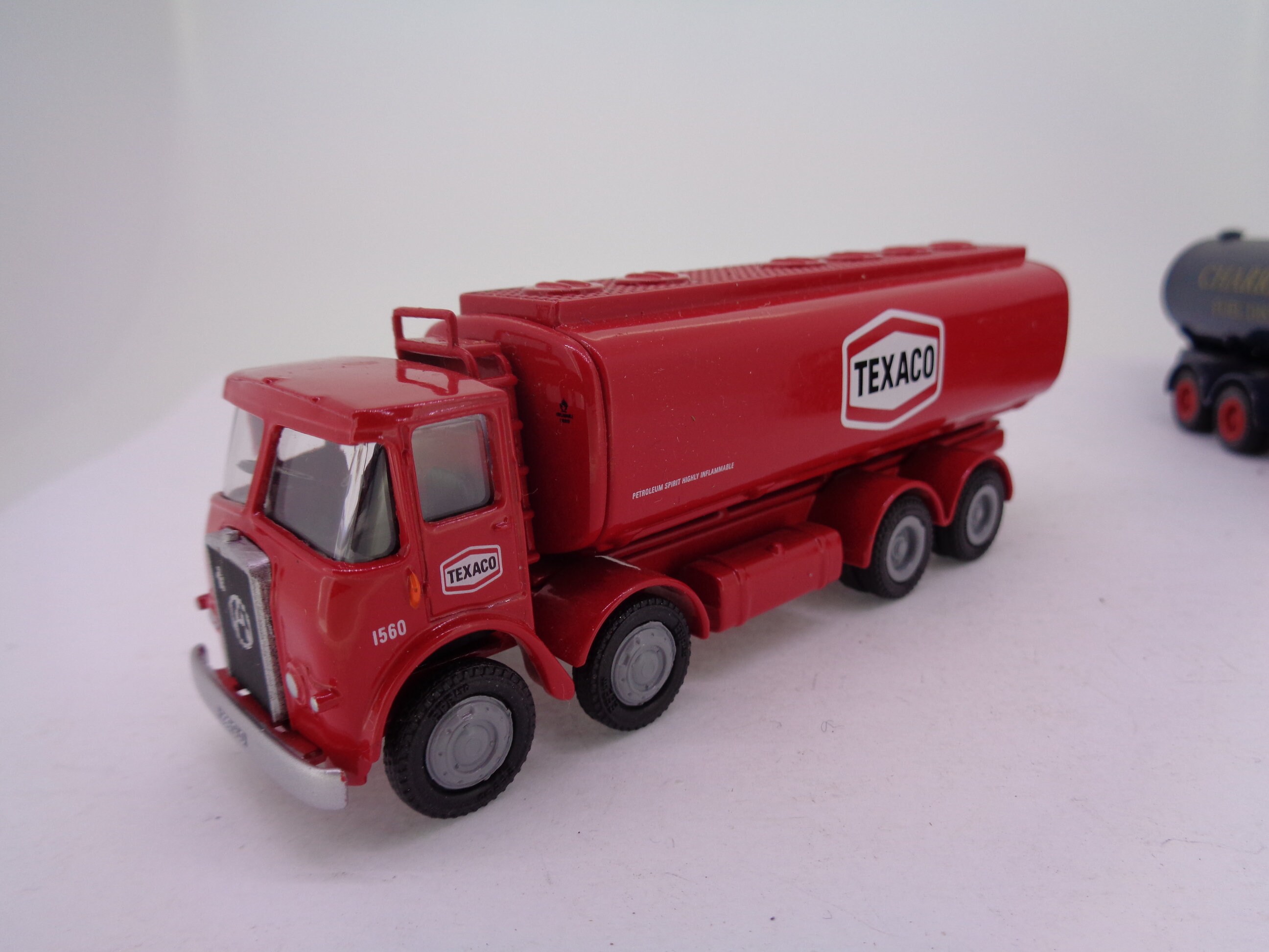 3x EFE 1/76 Scale Diecast Atkinson 8 wheel tanker Texaco 13702 | Etsy
