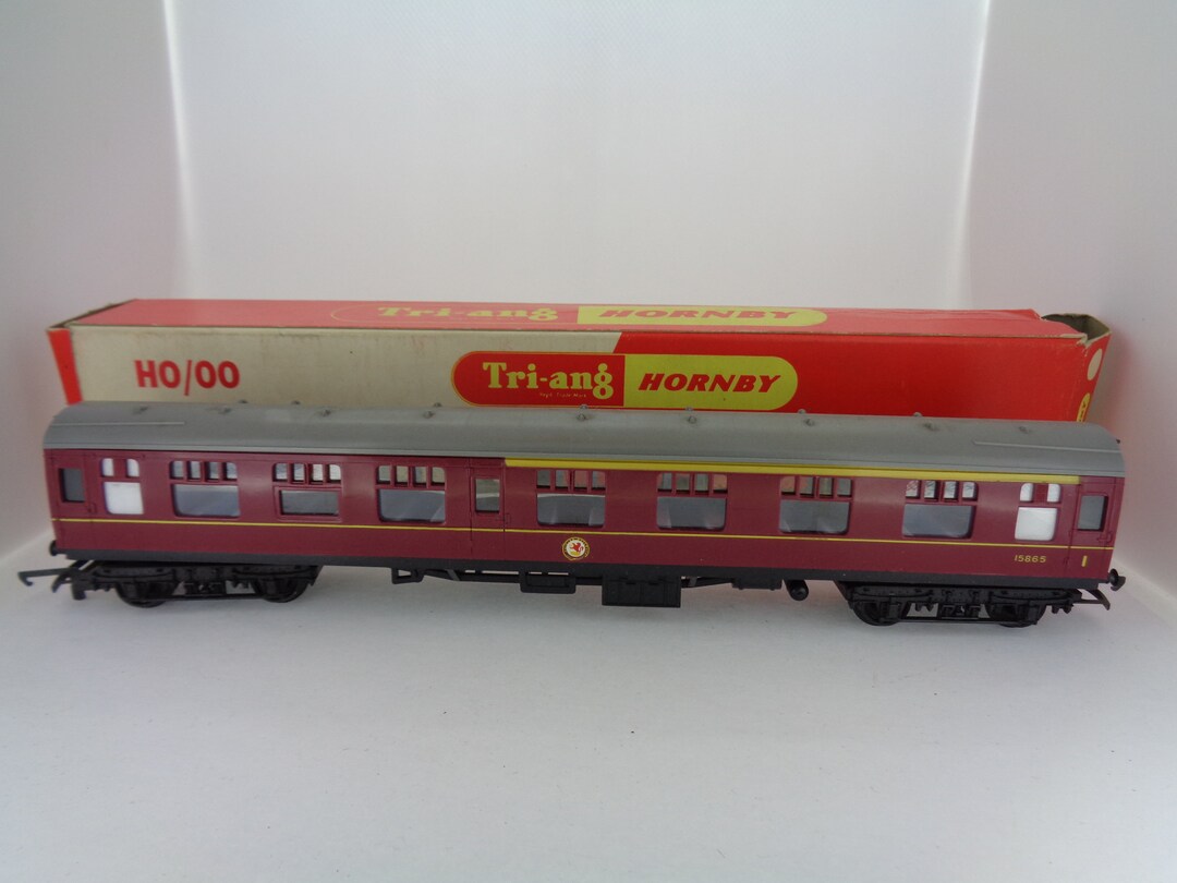 Vintage Triang Hornby Railways R422 1st 2nd Composite Coach Maroon With ...