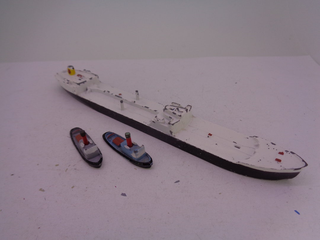 Vintage Triang Minic Ships Waterline Model Scale 1/1200 - M732 SS ...