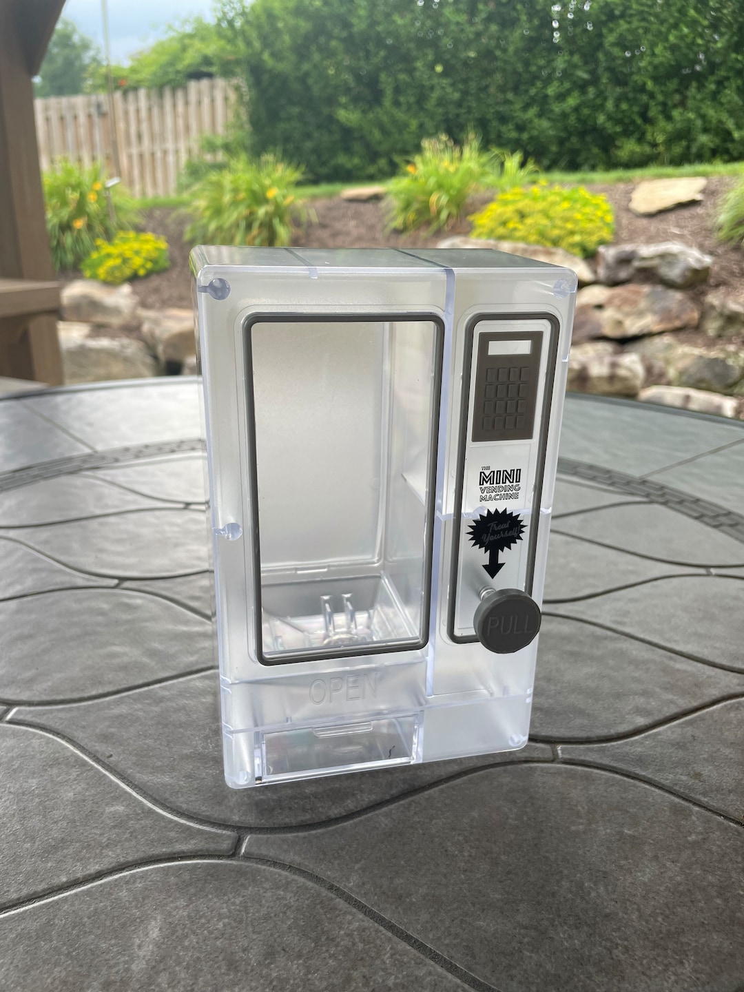 Mini Vending Machine Candy Dispenser personalization Available, Table ...