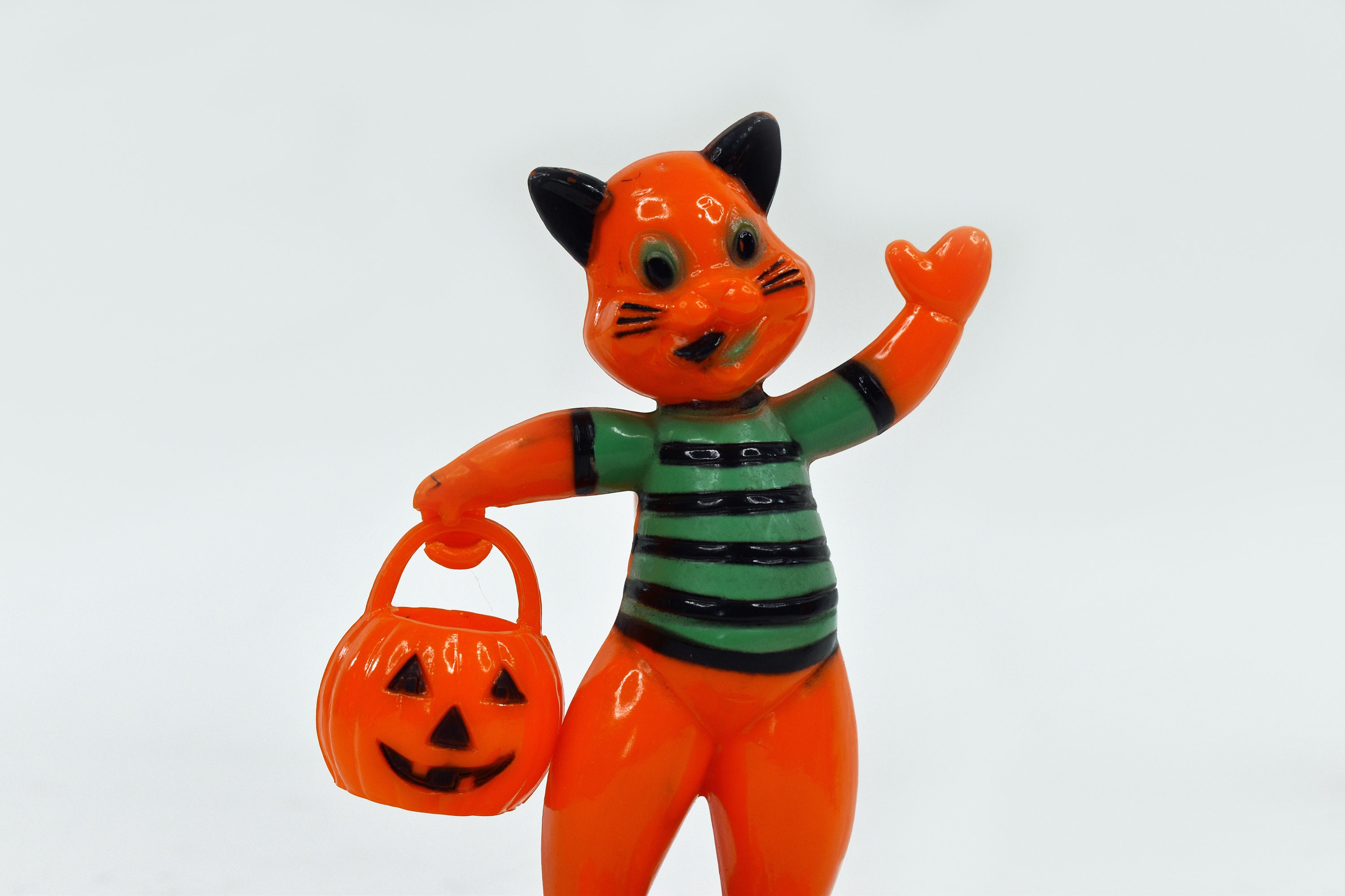 Rosbro Halloween Cat on Wheels Candy Container Pull Toy - Etsy