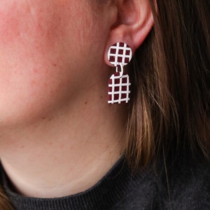 Windowpane Grid Polymer Earrings assorted Colours - Etsy