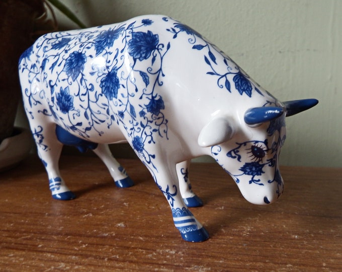 Vintage 2000 Cow Parade Figurine, Cows on Parade, Ceramic Cow, Rare Cow ...