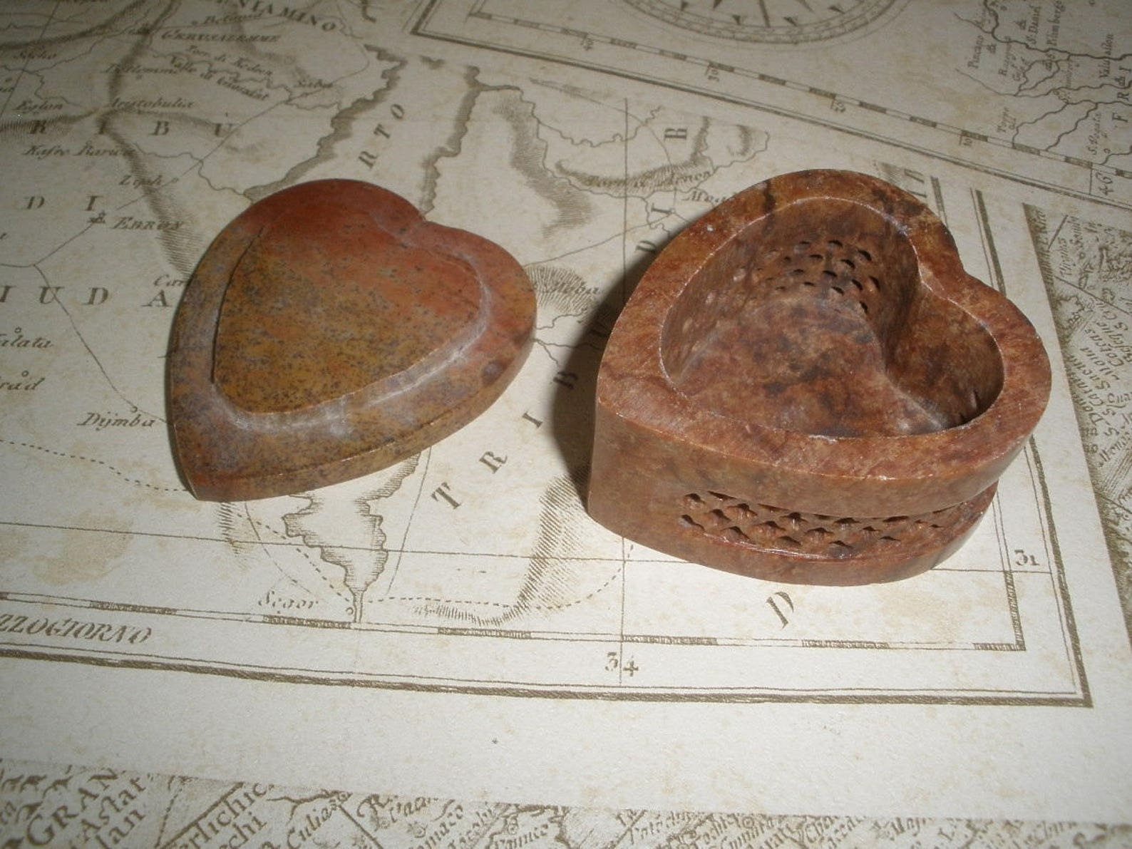 Indian Soapstone Heart Jewelry Box With Lattice Work and Pearl - Etsy