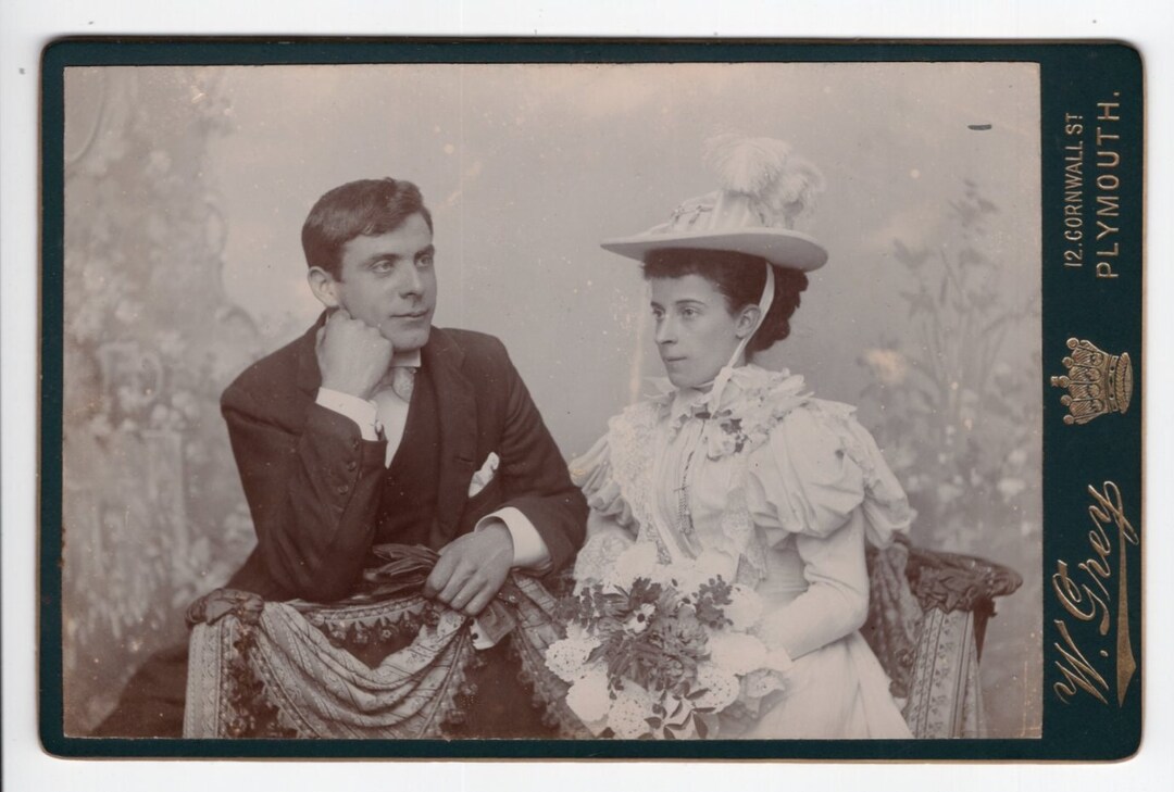 Original 1880s Wedding Portrait of a Young Couple Cabinet Card ...
