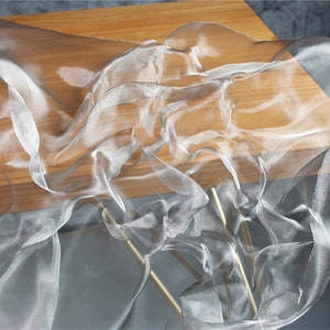 High-density Golden / Silver Plastic Wire Mesh Clothing Model Modeling ...