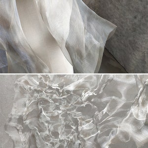 High-density Golden / Silver Plastic Wire Mesh Clothing Model Modeling ...