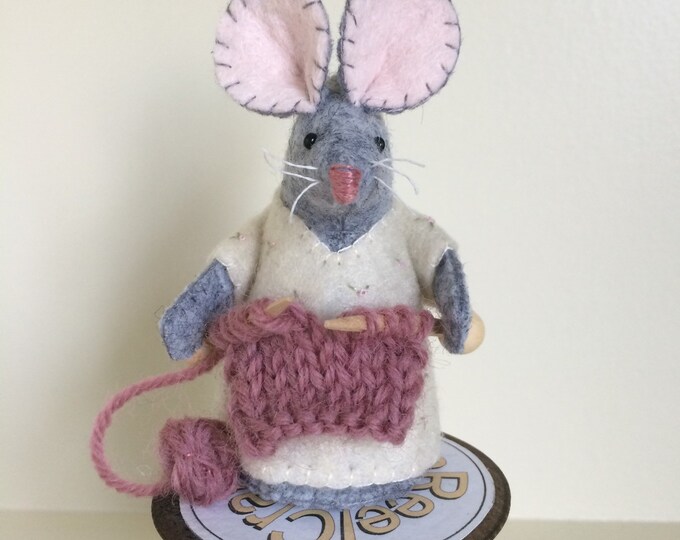 Knitting Mouse | Etsy