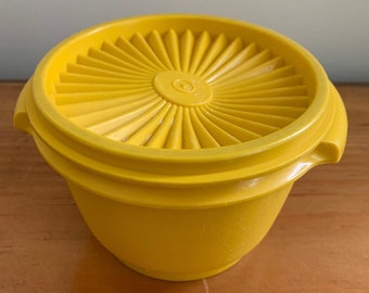 Tupperware 886 Bowl - Etsy