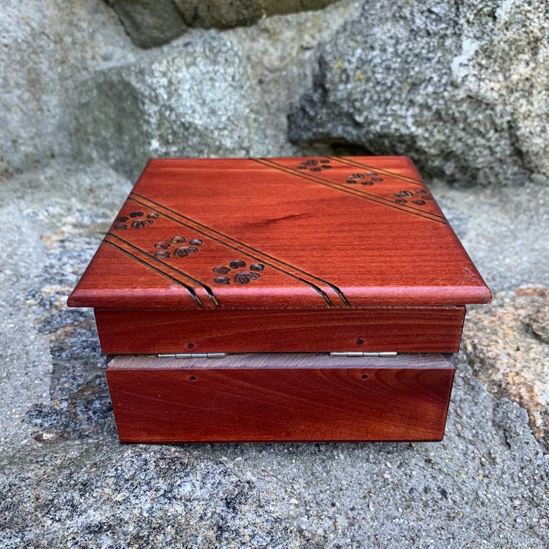 Square Wooden Box. Floral Etched Pattern. Hand Made in Poland. - Etsy