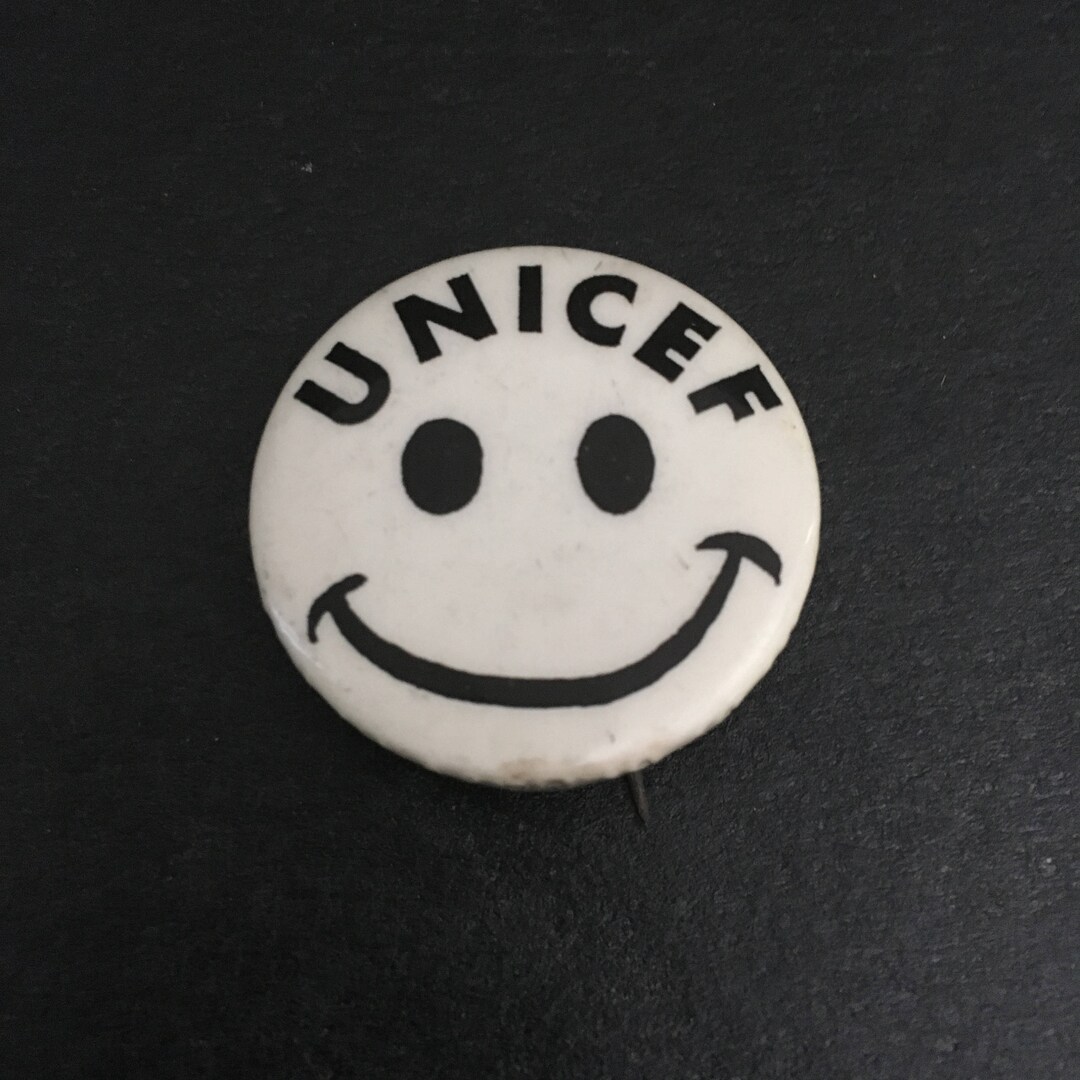 Vintage Unicef Pin Back Button. Unicef Smile Logo. Smiley Face. 1960s ...