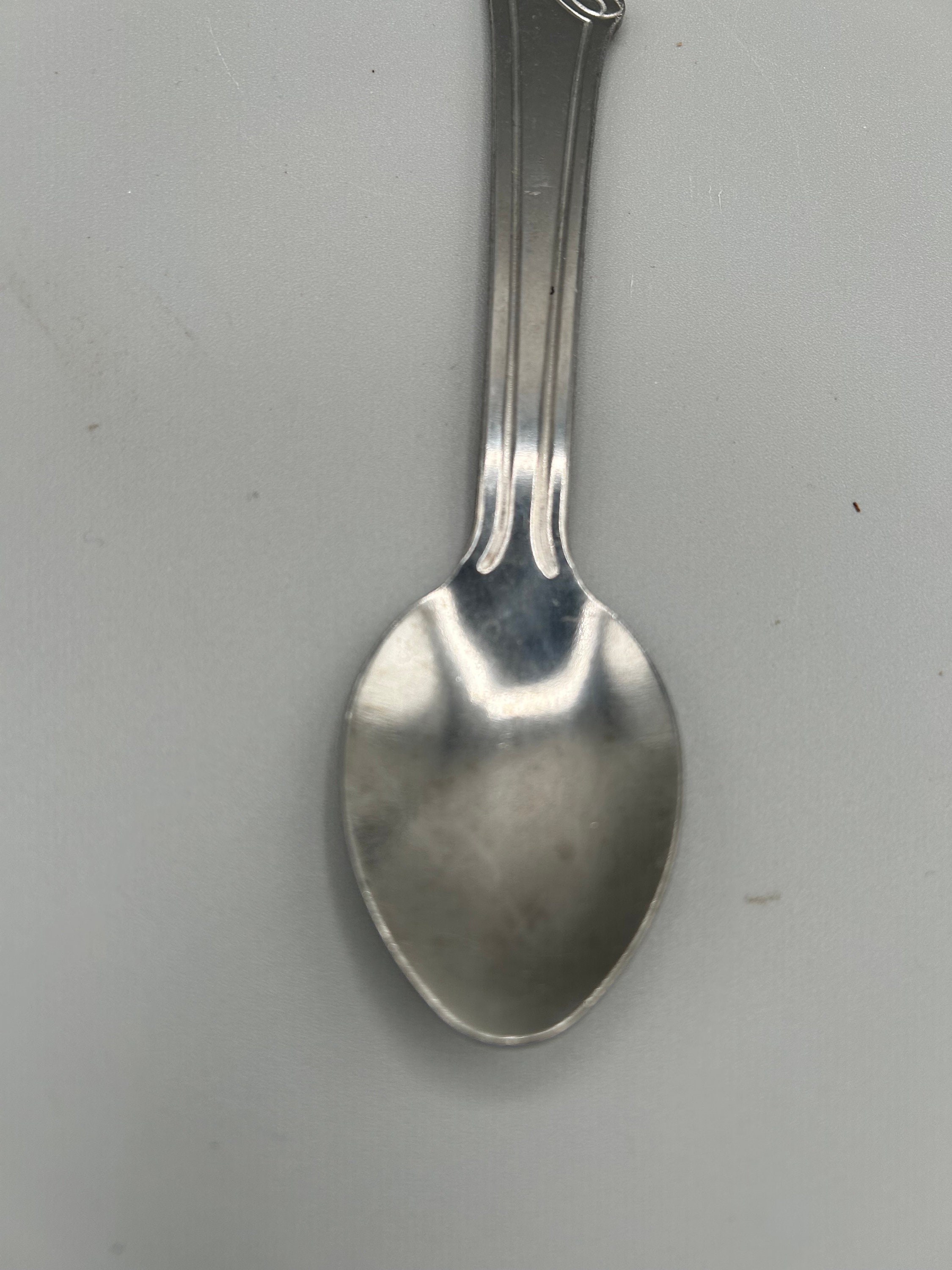 Nestle Quik Rabbit Spoon. Nesquik Chocolate Drink. Collectible Bunny ...