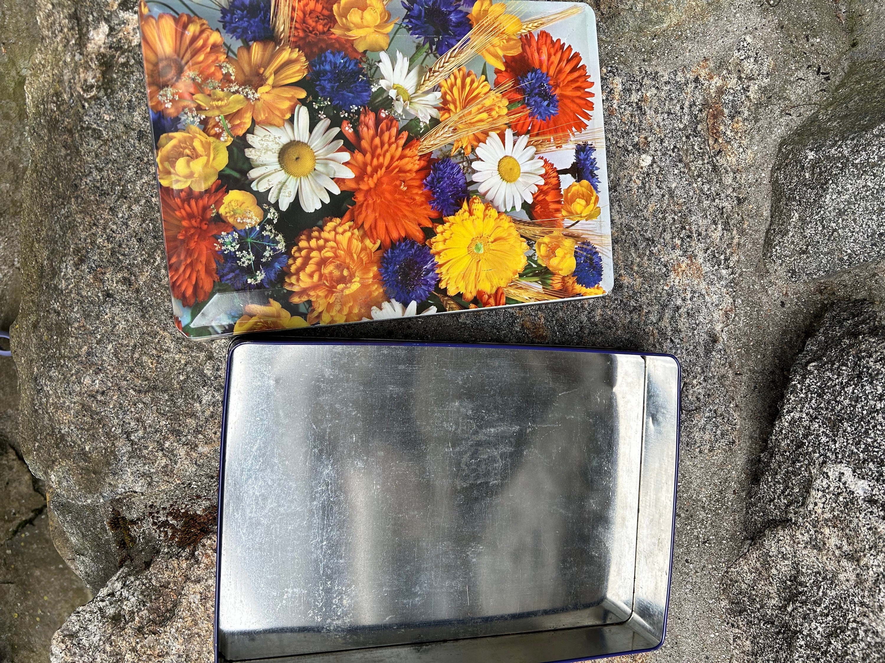 Vintage Elkes Biscuit Tin. Rectangular Blue Strawflower Canister. 10 1/ ...