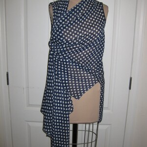 Multi-functional Wrap That Can Be Worn 20 Different Ways, From Summer ...