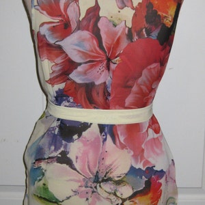 Multi-functional Wrap That Can Be Worn 20 Different Ways, From Summer ...