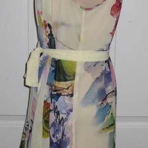 Multi-functional Wrap That Can Be Worn 20 Different Ways, From Summer ...