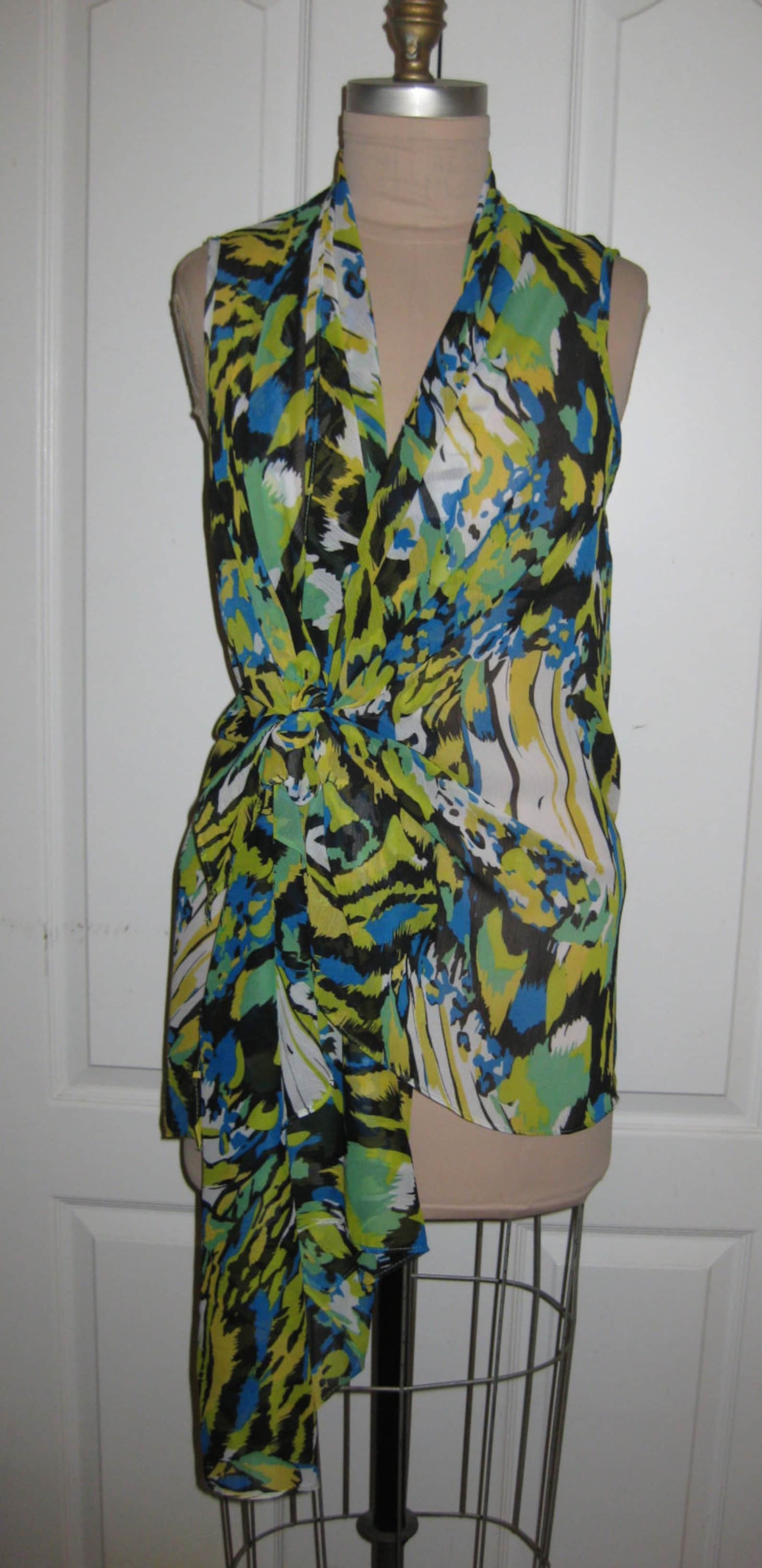 Multi-functional Wrap That Can Be Worn 20 Different Ways, From Summer ...