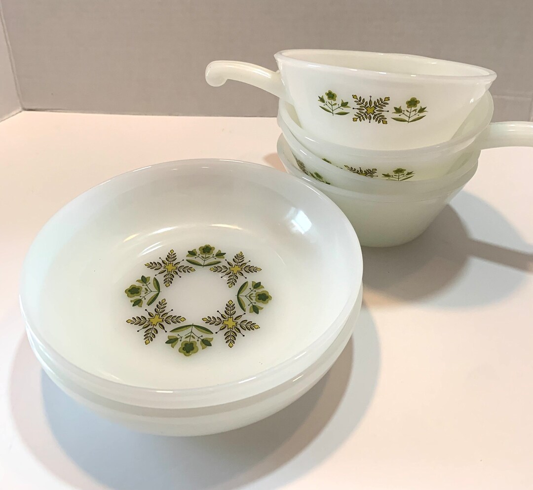 Vintage Fire King Dish Set: 4 Soup Bowls, 2 Shallow Bowls- Spring ...