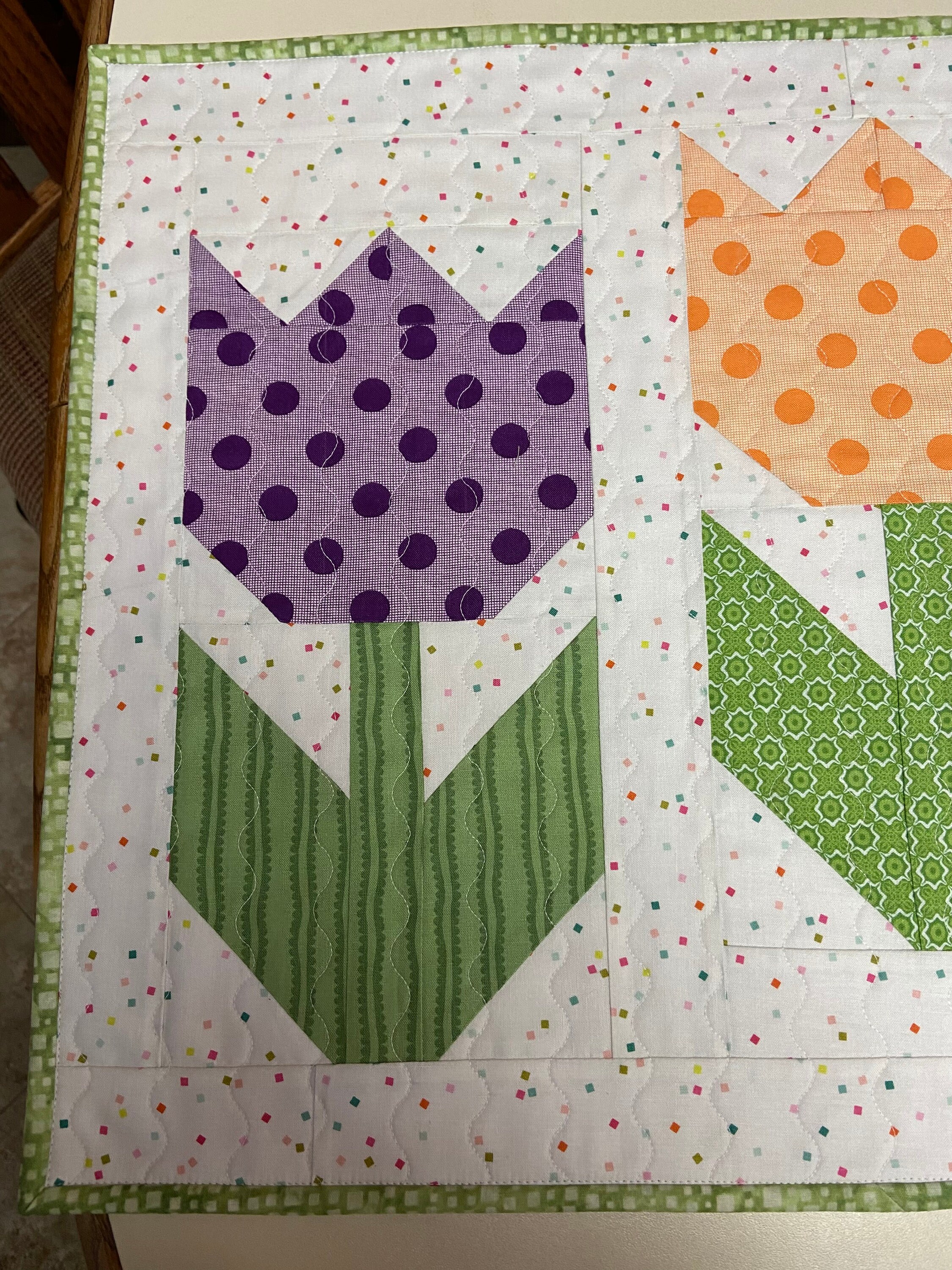 Quilted Tulip Table Runner, Spring Table Topper, Polka Dot Summer Decor ... Quilted Tulip Table Runner, Spring Table Topper, Polka Dot Summer Decor ...