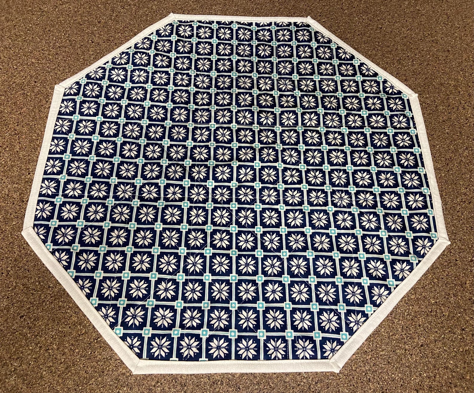 Quilted Reversible Octagon Table Topper, Snowman, Christmas, Snowflake ...